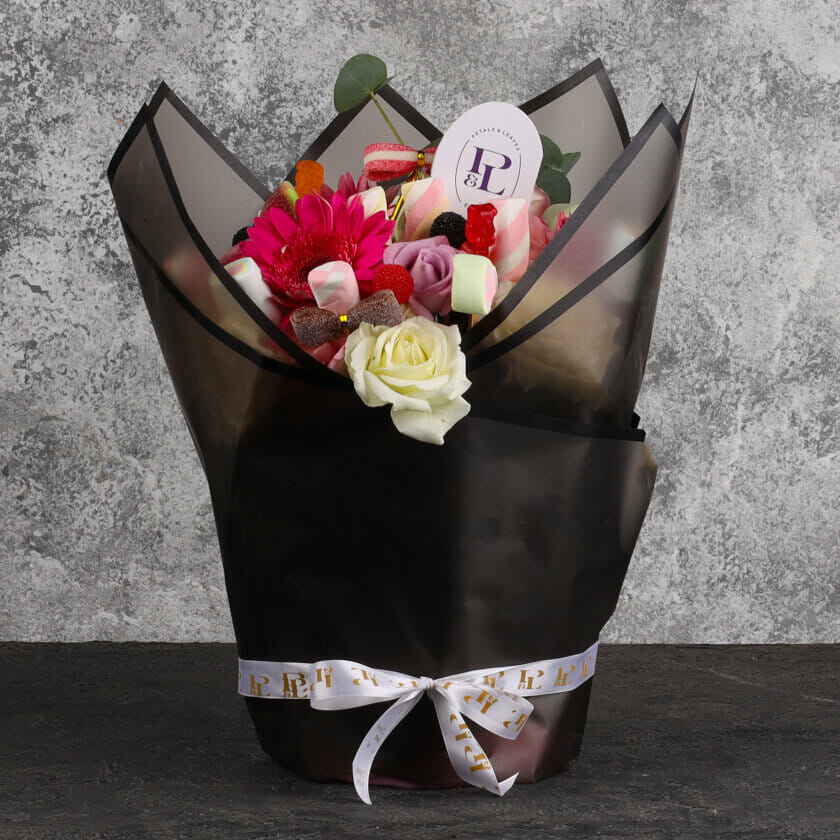 Sweet Love Bouquet | Petals & Leaves