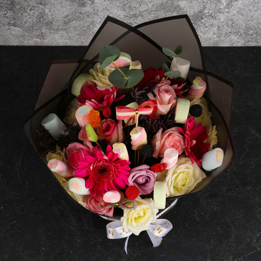 Sweet Love Bouquet | Petals & Leaves